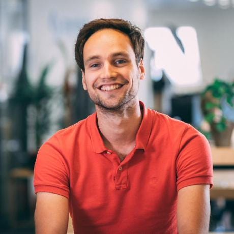 Clément Paris – Medium