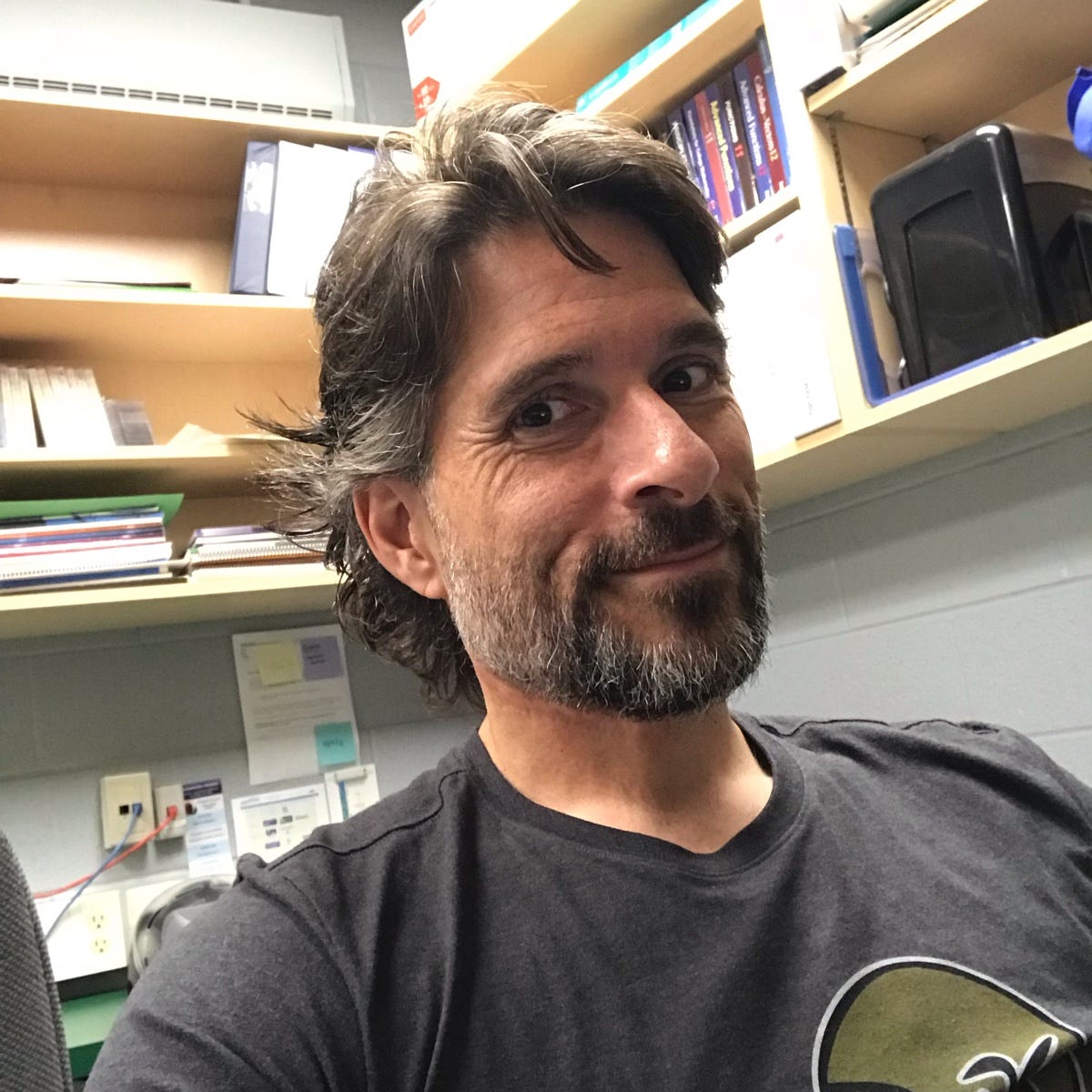 James de Melo – Medium