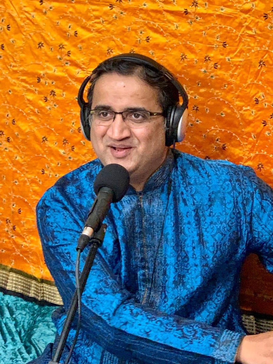 Anand Arvind Navadikar – Medium
