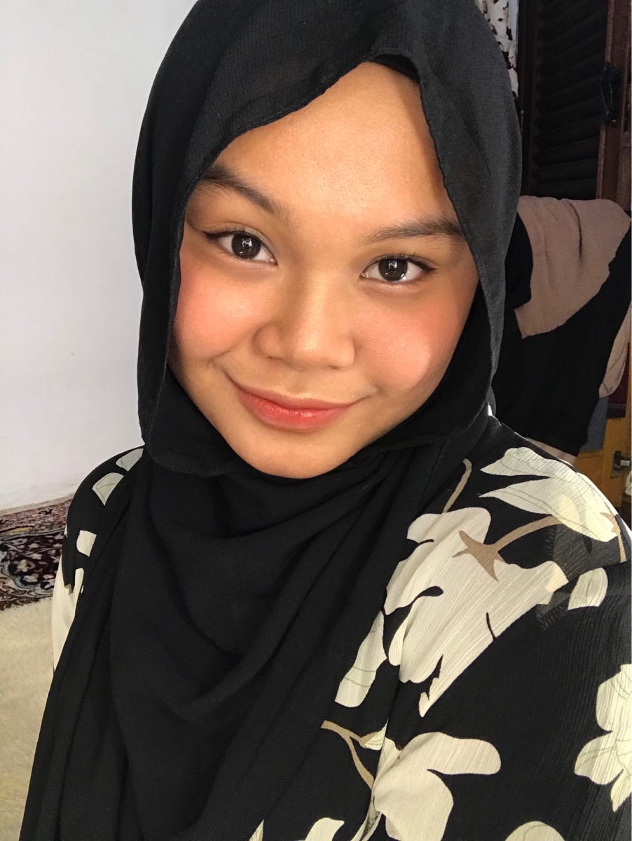 Shakira Wibawa – Medium