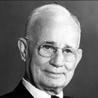 Felipe Angulo – Medium