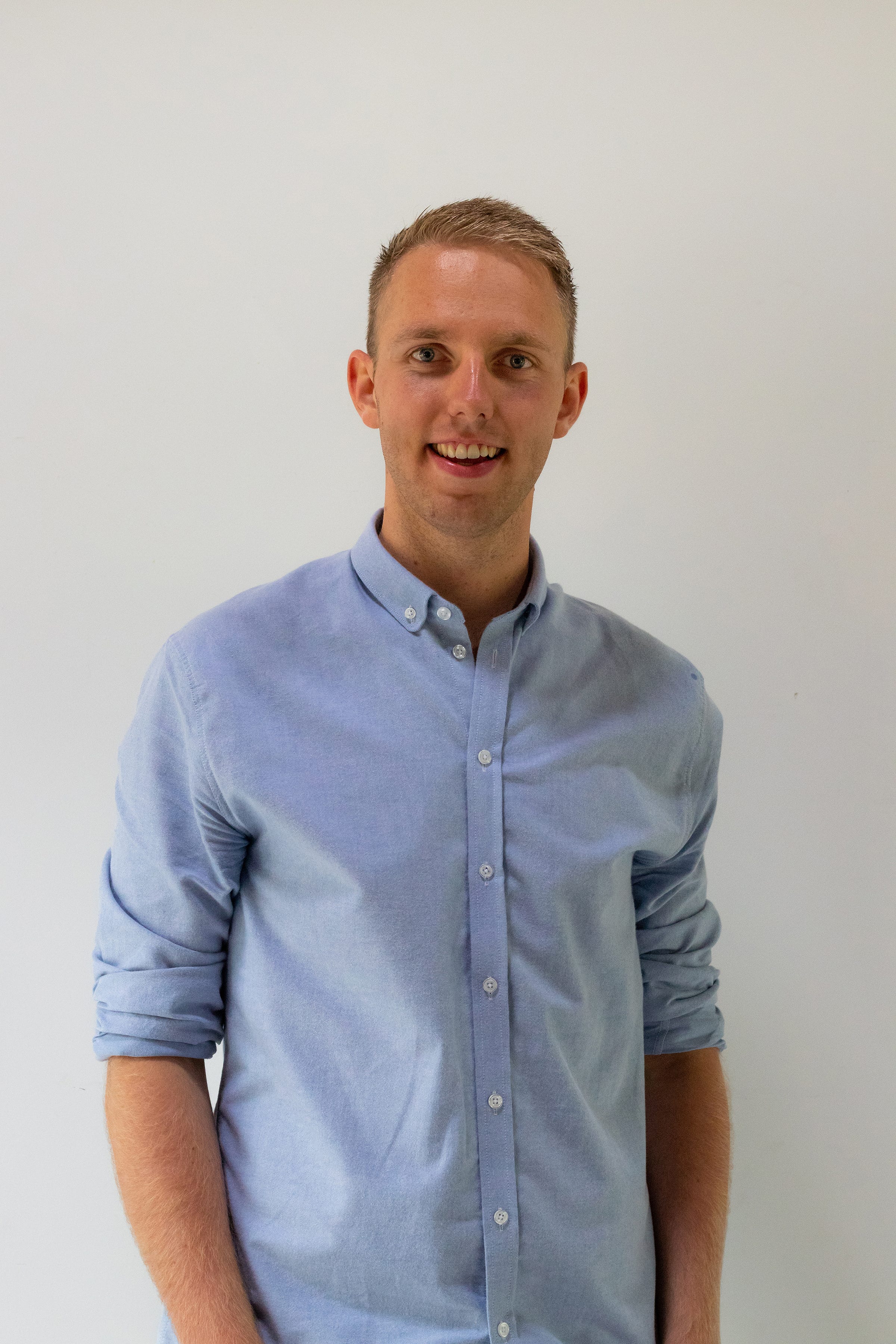 Dennis Spierenburg – Medium