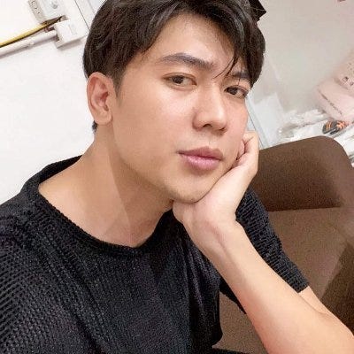 Nguyen Dat – Medium