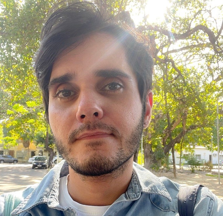 Pedro Muniz – Medium