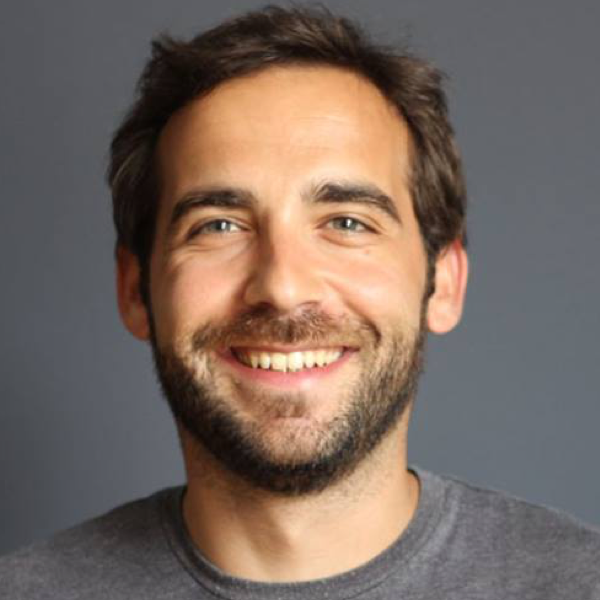 Grégoire CHARLES – Medium