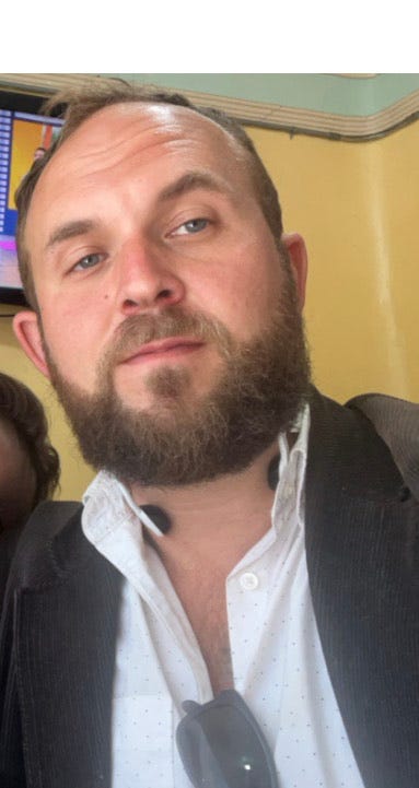 Nico Navarra – Medium