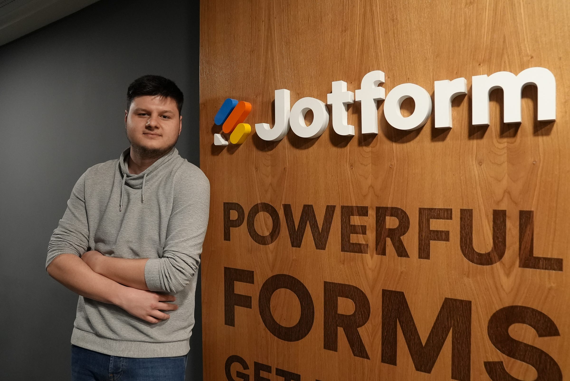 Onur Yüksel – Medium