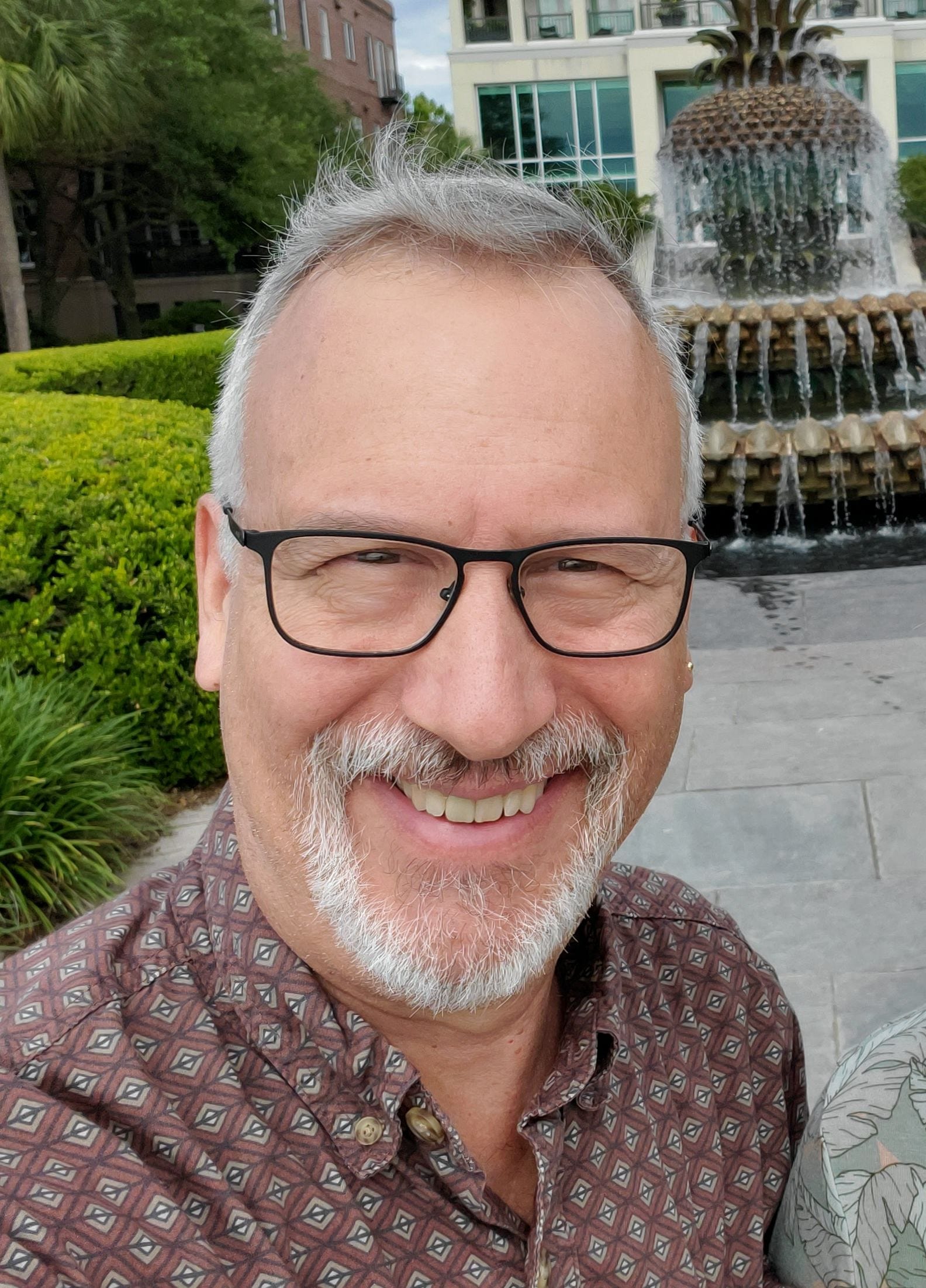 About – Derek Reinhard – Medium