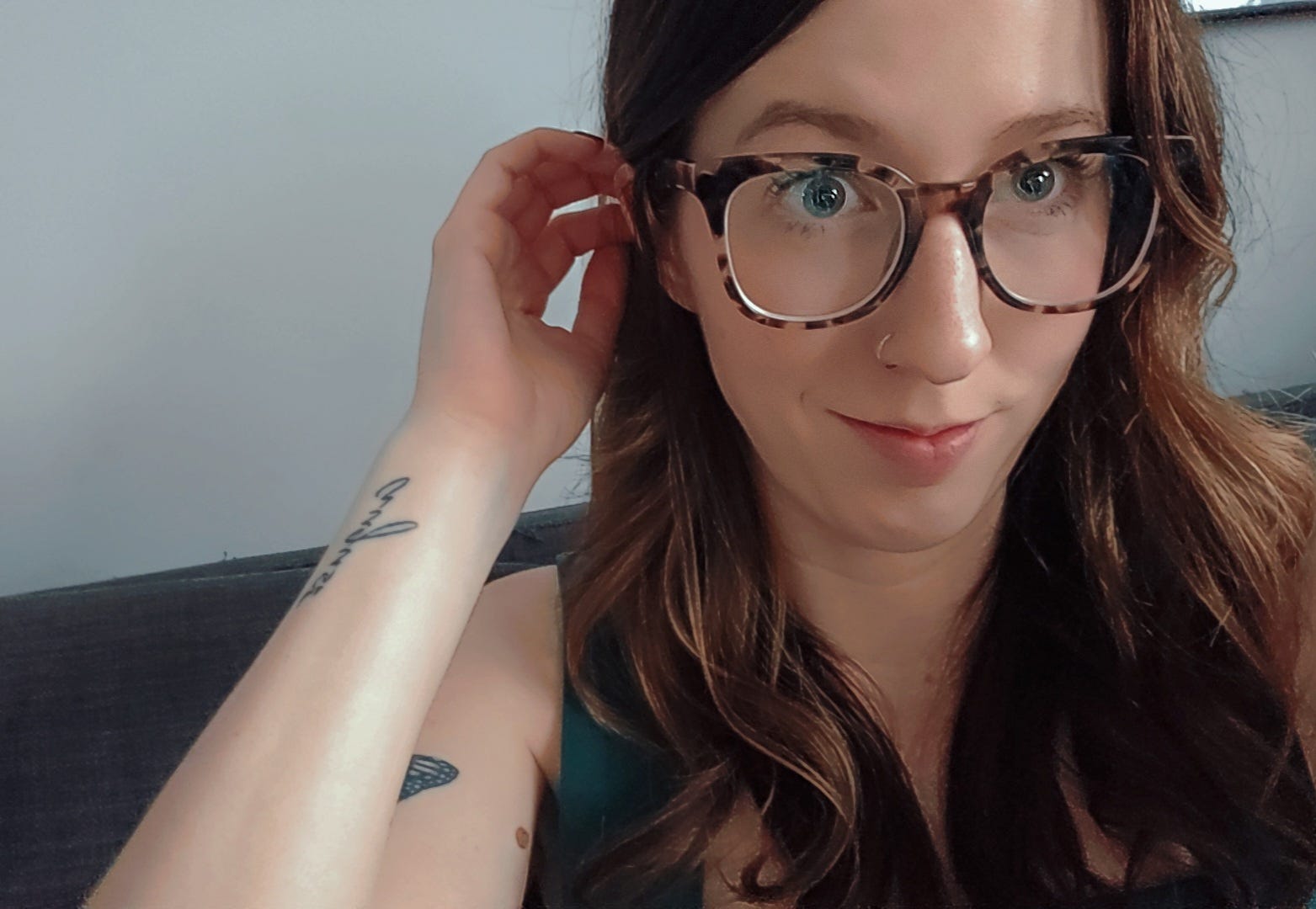 Lyndsy Alex – Medium