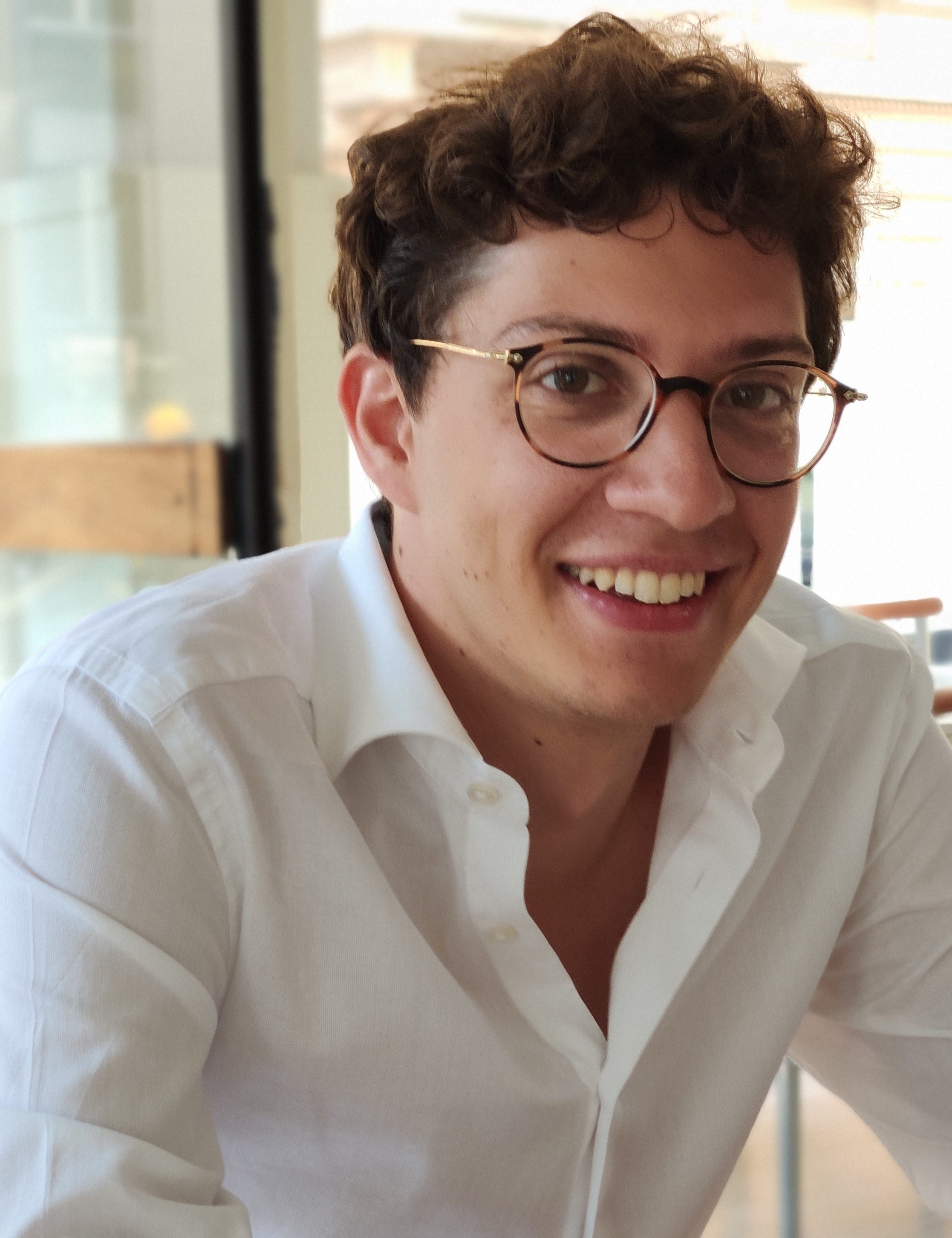 Ubaldo Mafrici – Medium
