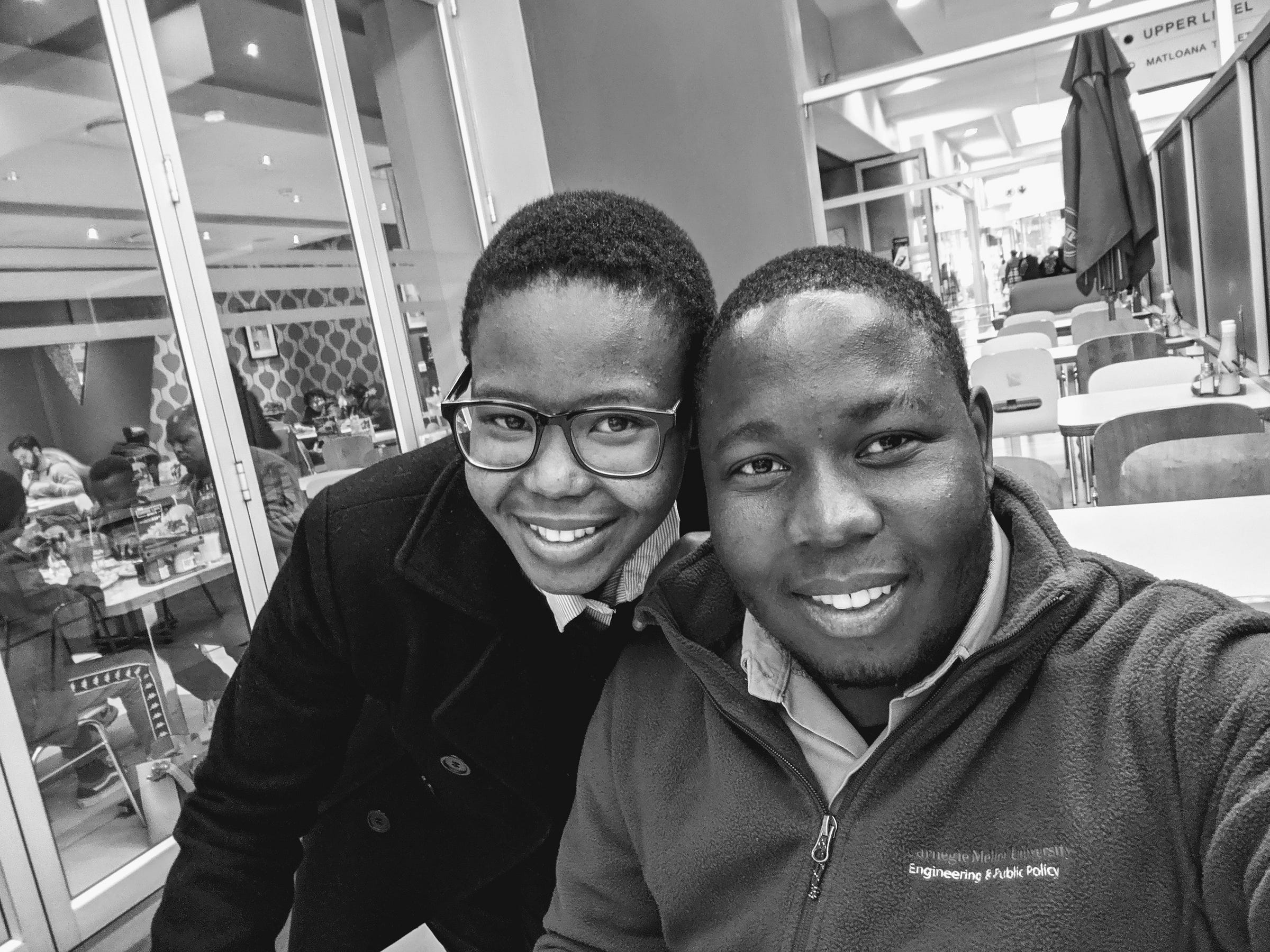 Lefu Maqelepo – Medium
