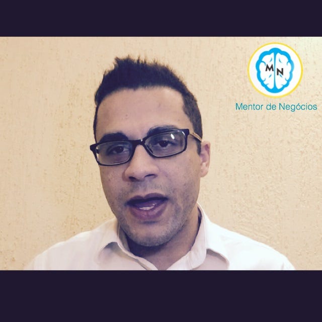 Adilson Maximo – Medium