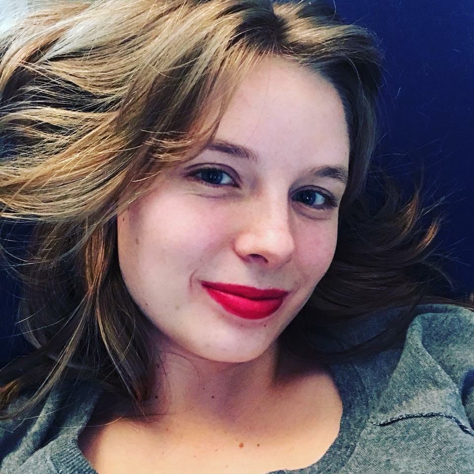 Lyndsie Harris – Medium