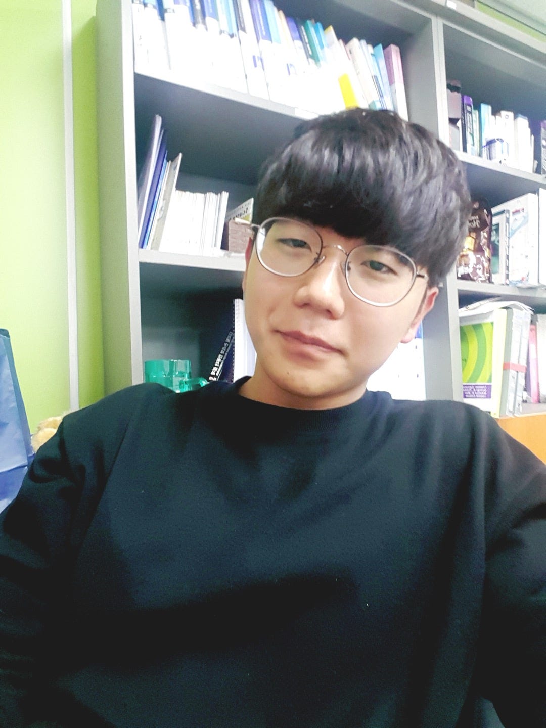Bo Kim – Medium