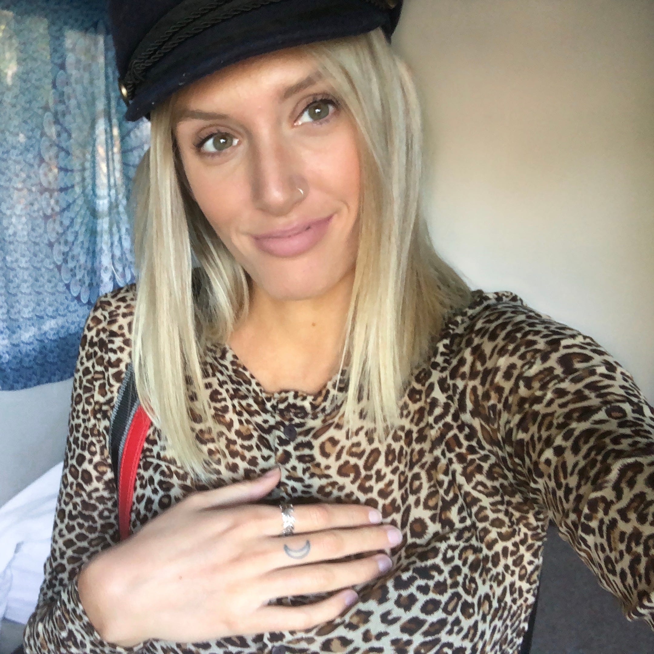 About – Louella Carr – Medium