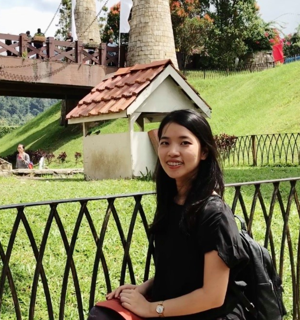 Fransiska Dewi – Medium