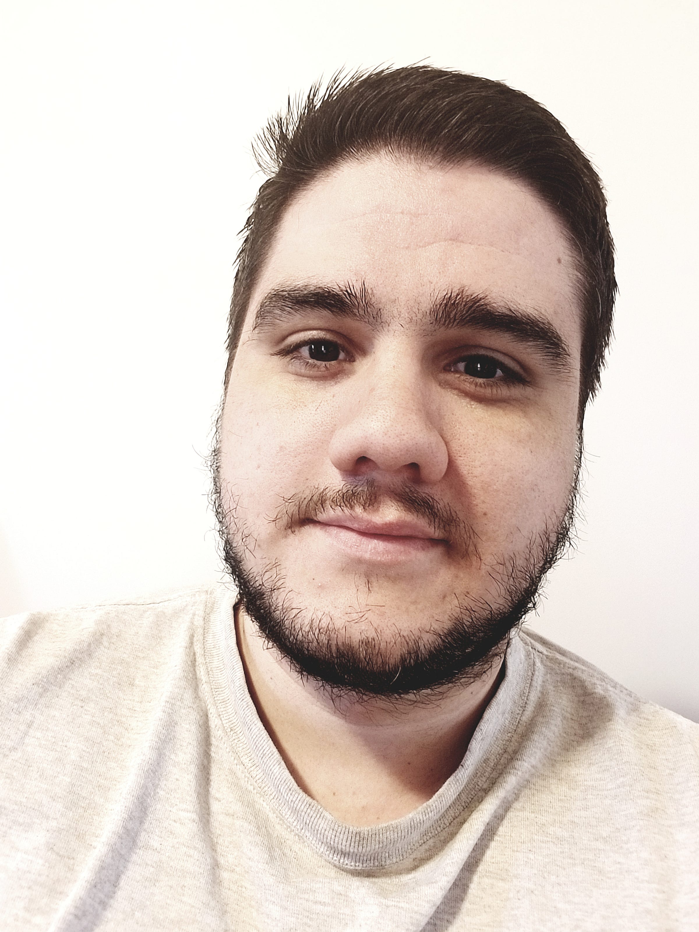 Rafael Cecílio – Medium