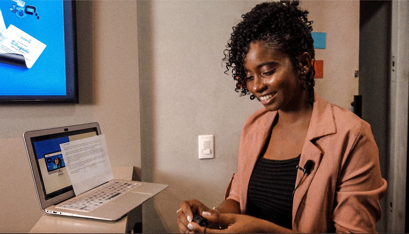 Andressa Borges – Medium