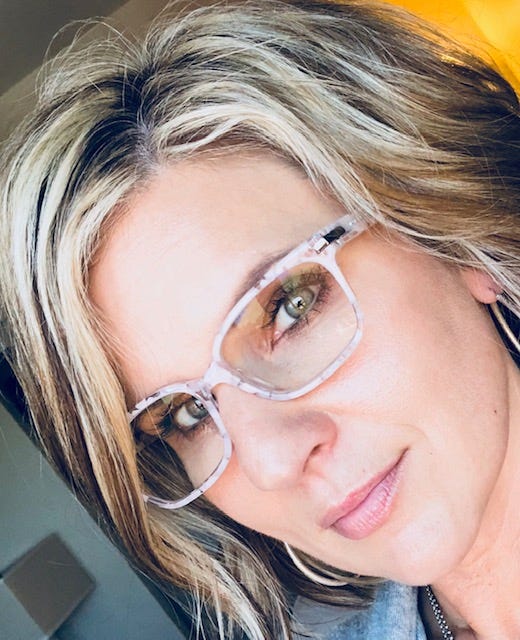 About – Dawn Wills – Medium