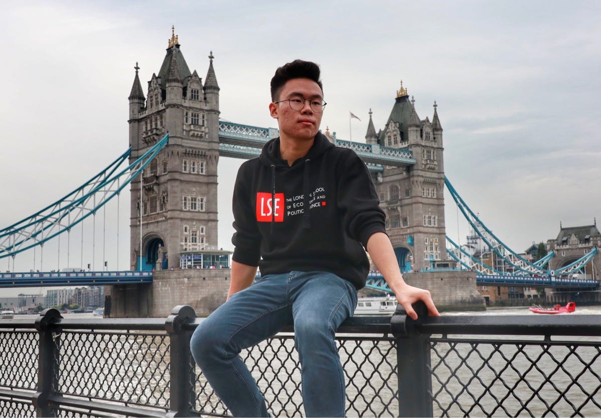 Jerry Ding – Medium