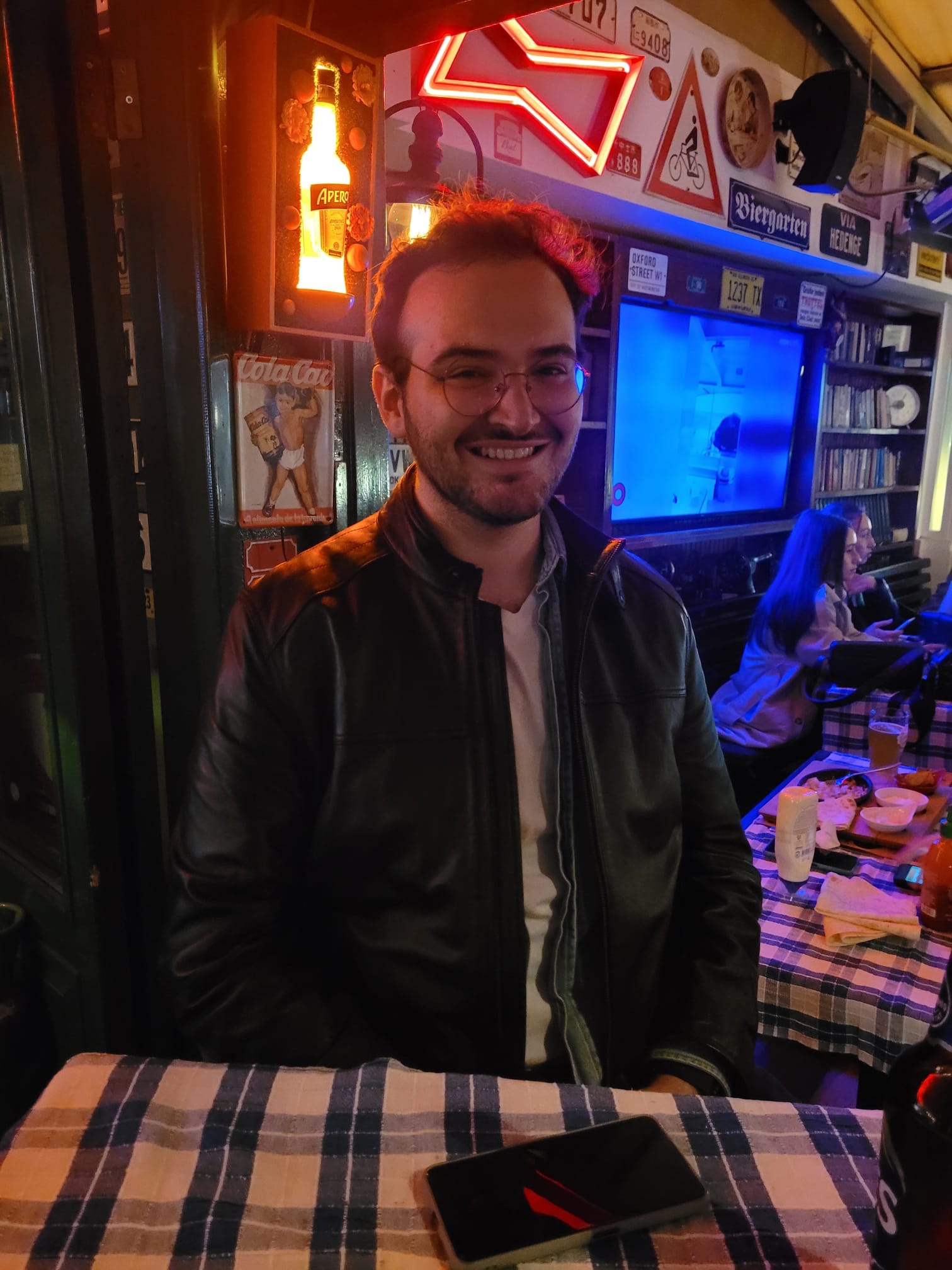 Tolga Ay – Medium