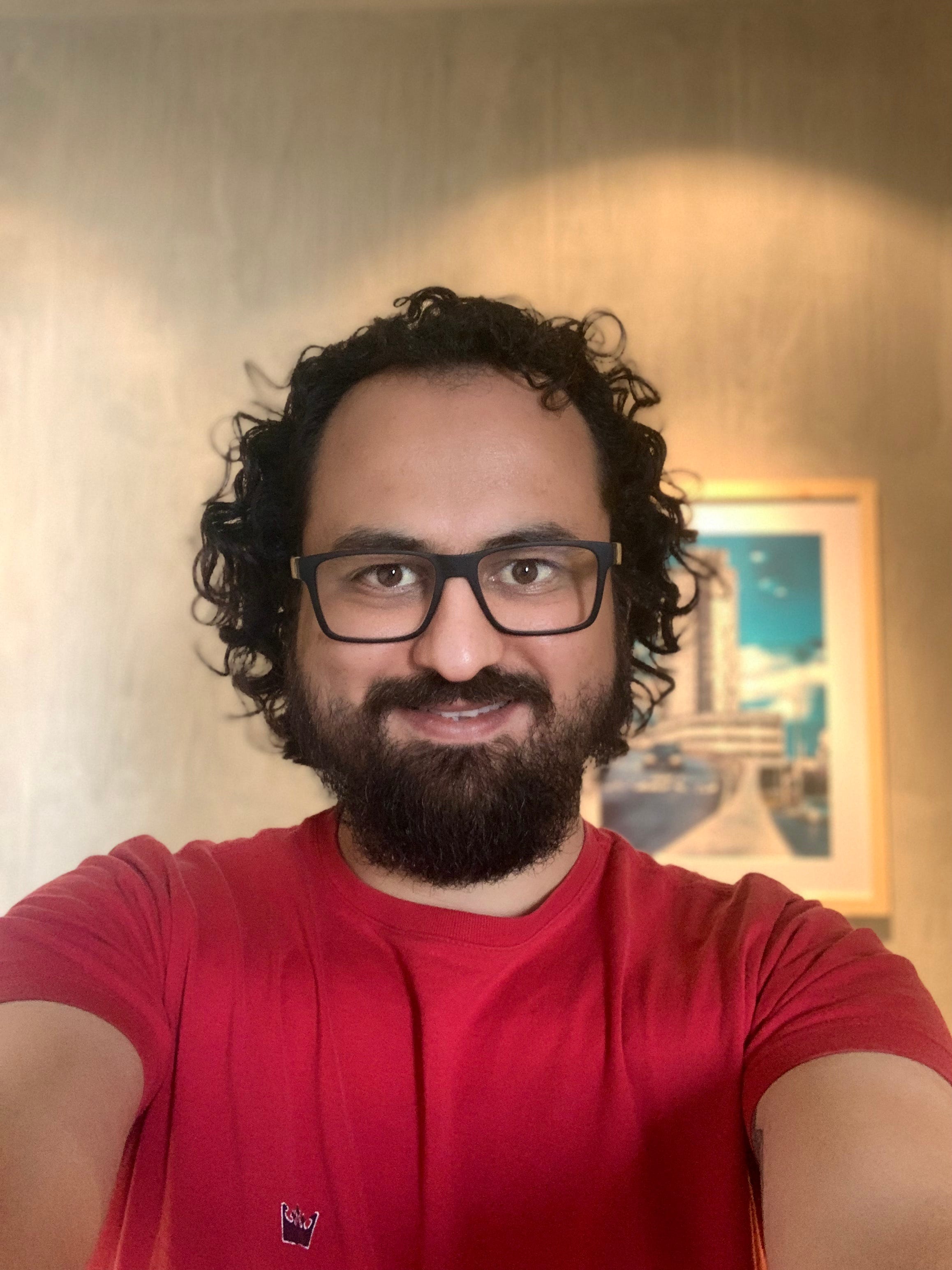 Miguel Abreu – Medium