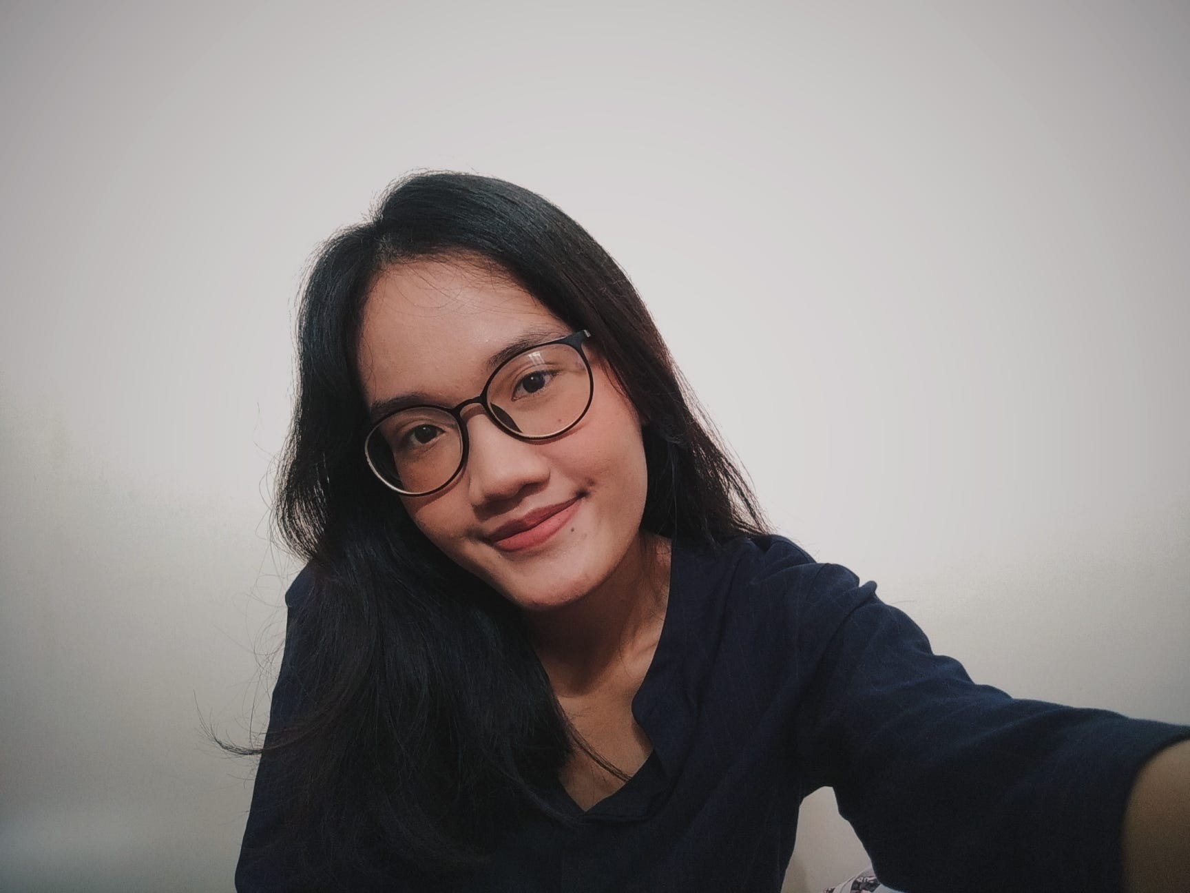 Lidyana Sondang Sharon Silaen – Medium