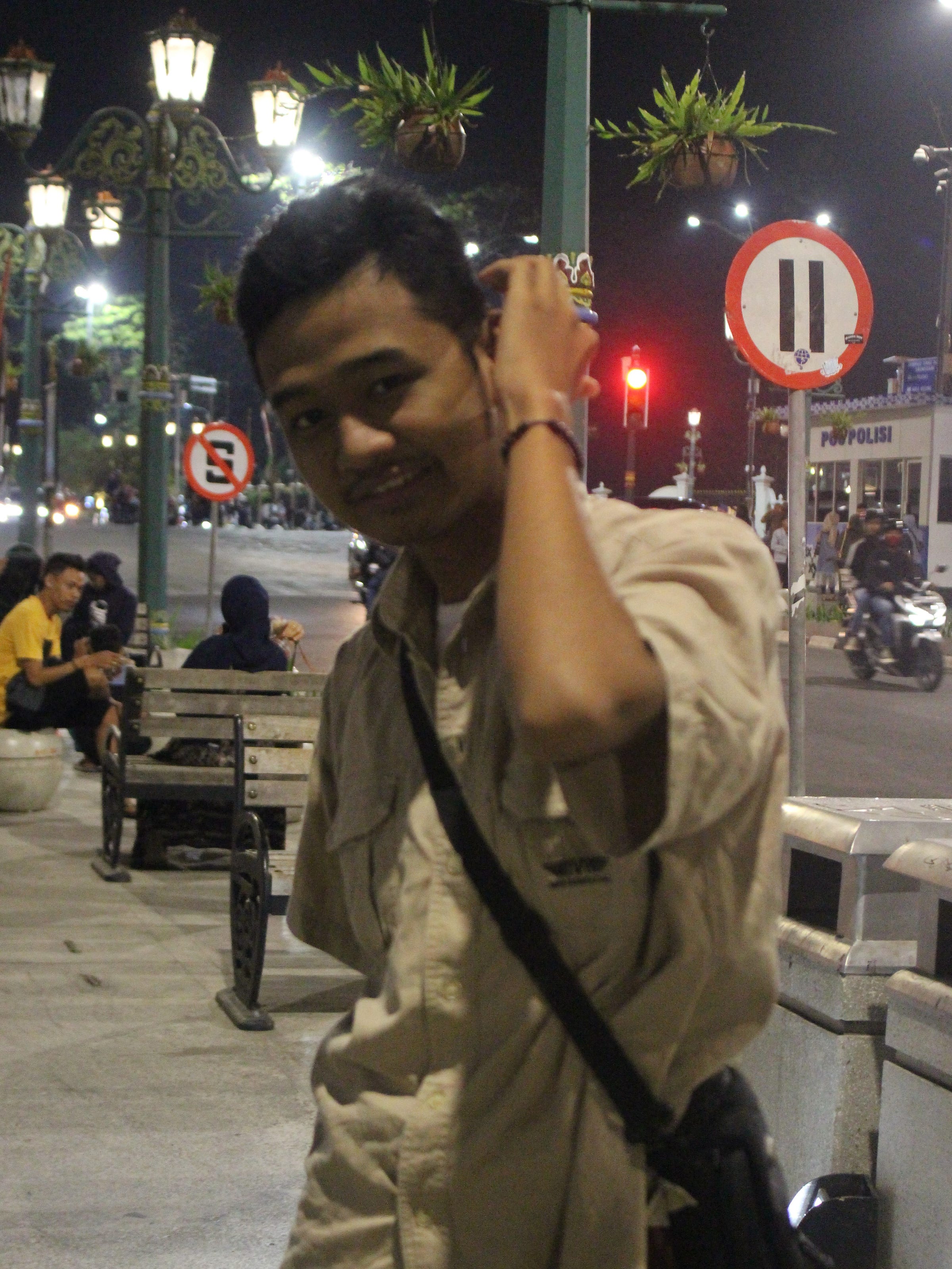 Bayu Irawan – Medium