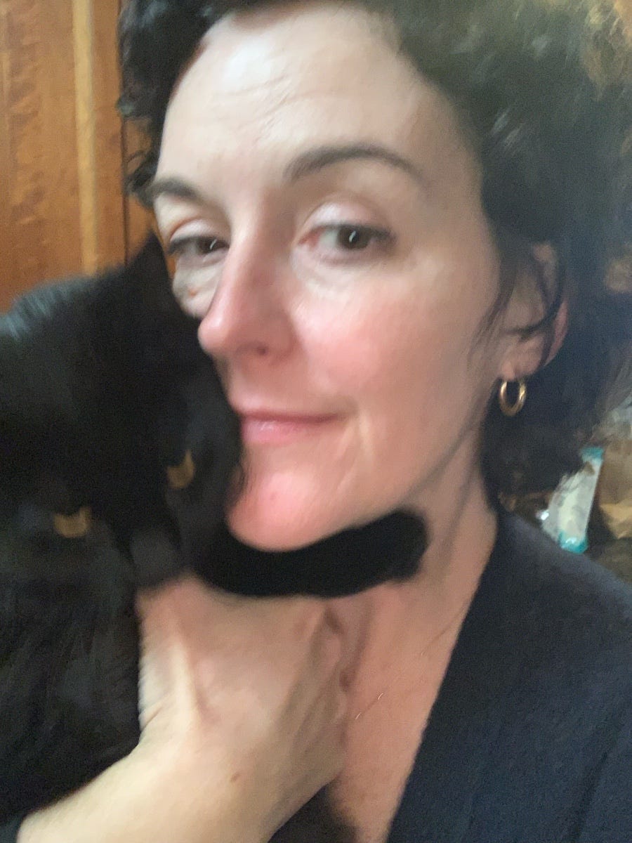 Emily Neptune, Astrologer – Medium