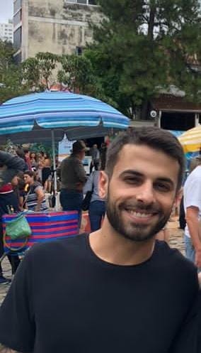 Daniel Sardo – Medium