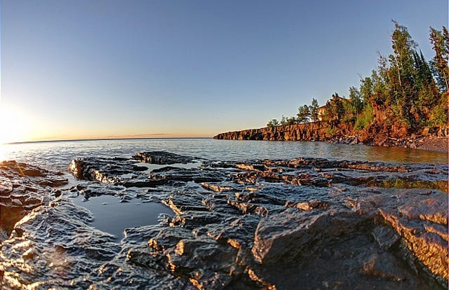 Superior Shores Resort – Medium