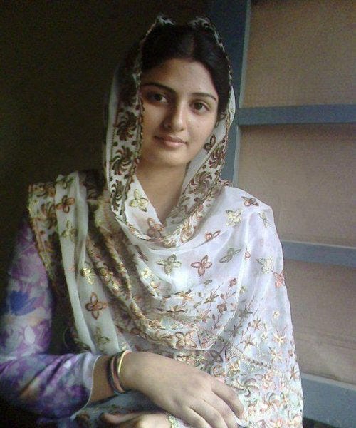 Nadia Mahmood – Medium