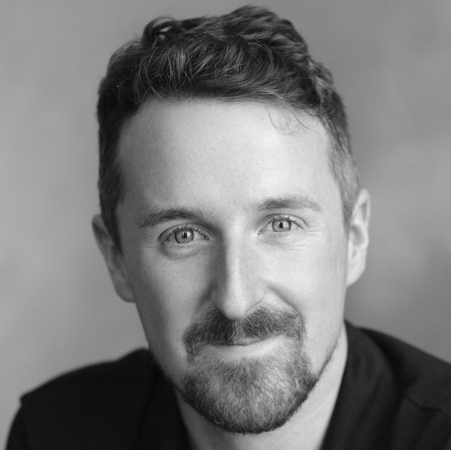 Dan Craig – Medium