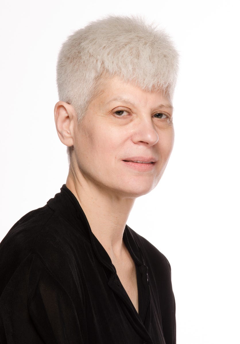 About – Freda Locker – Medium