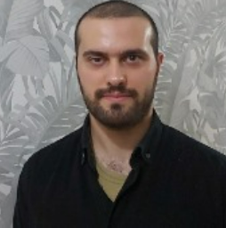 Hüseyin Akcan – Medium