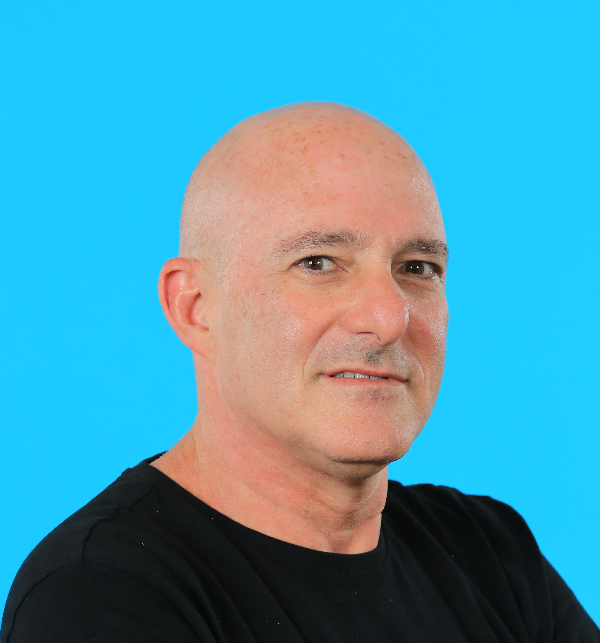 Itiel Maayan – Medium