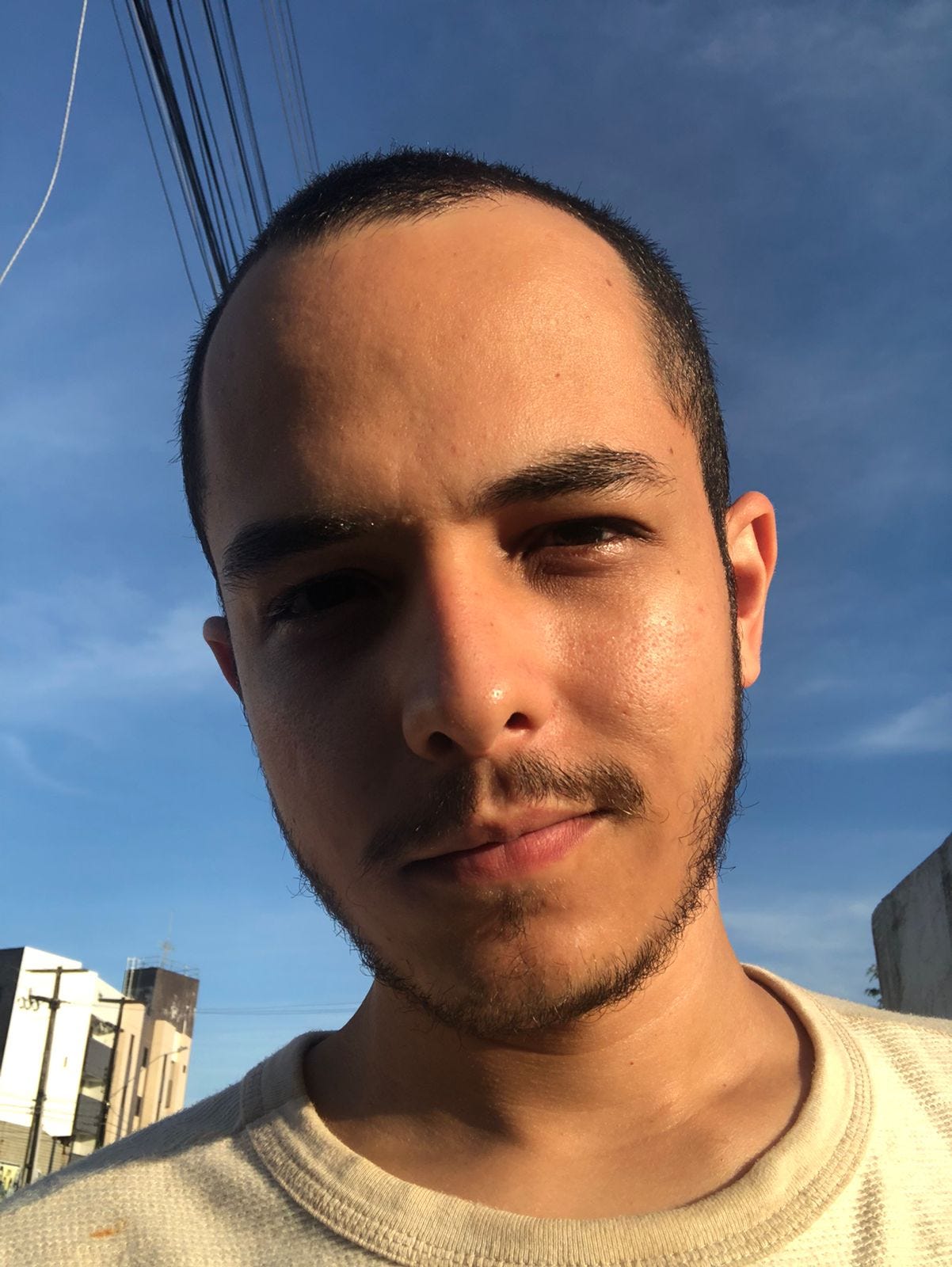 Pedro Andrade – Medium