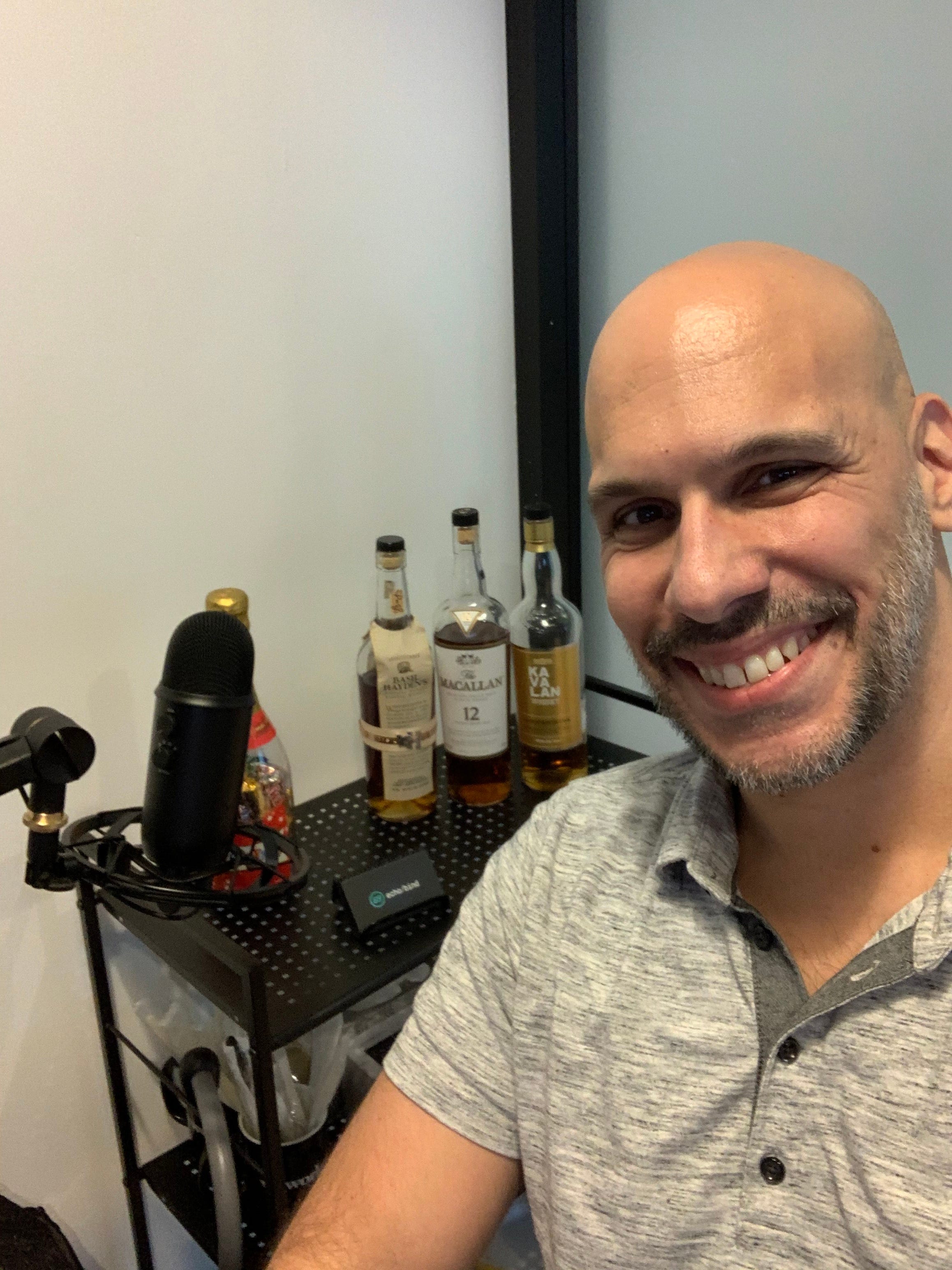 Mike Cavaliere – Medium