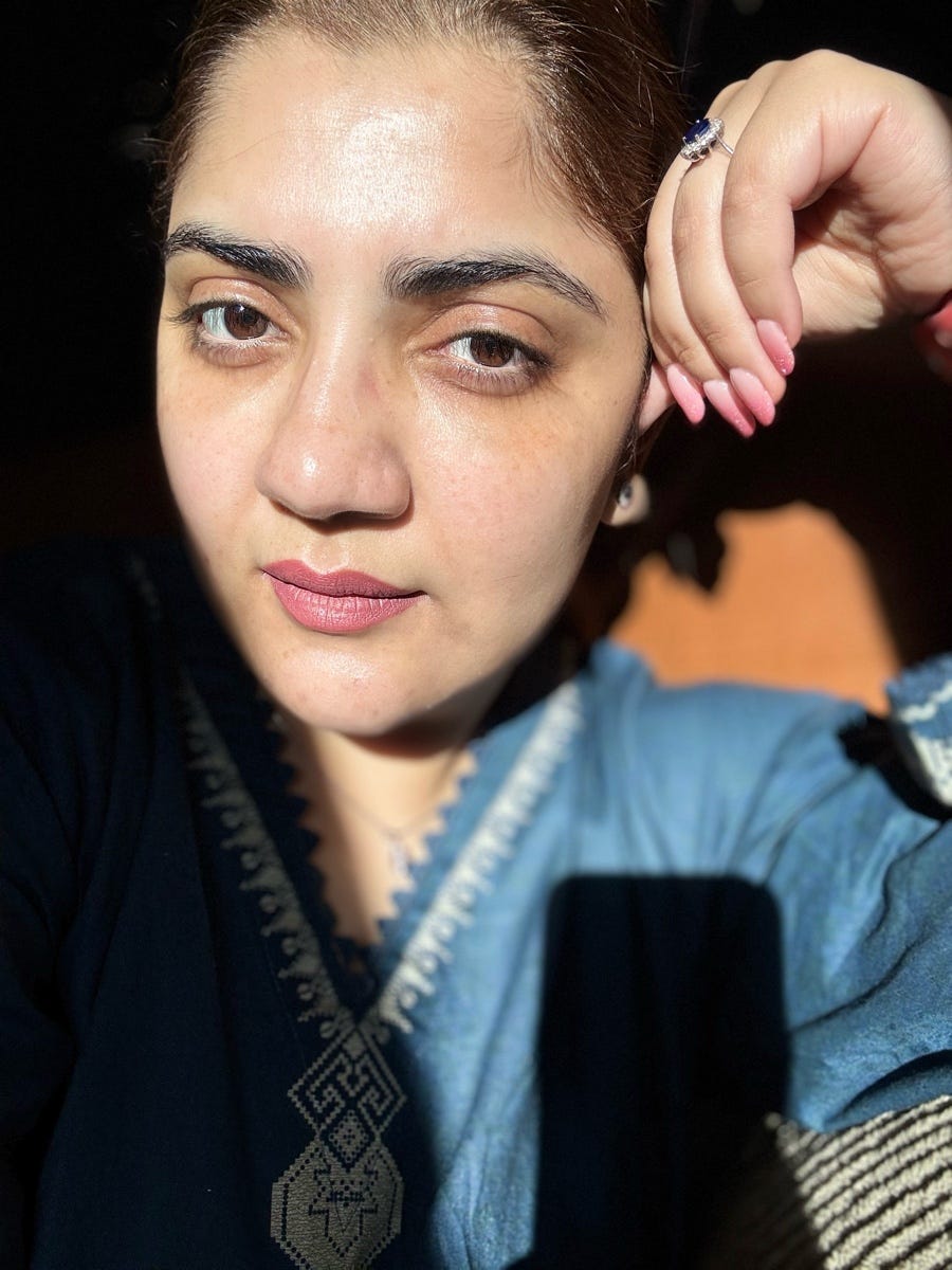 Mahwash Ajaz – Medium