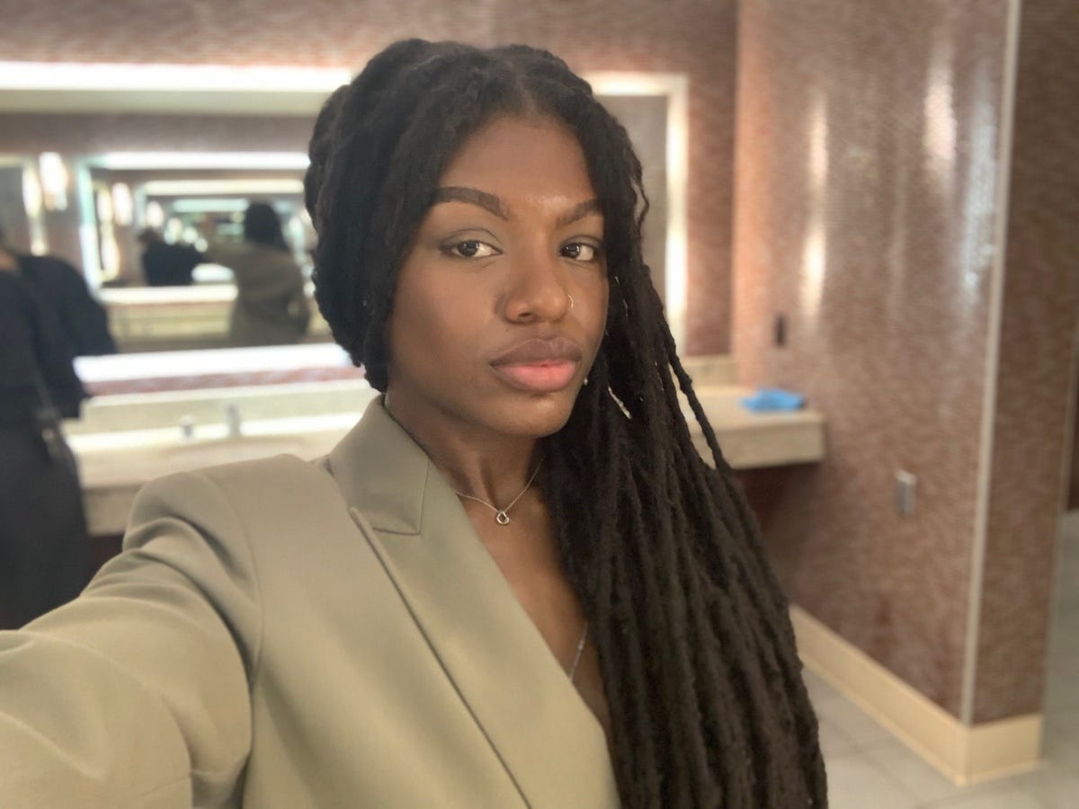 Yisharah Zaryah – Medium