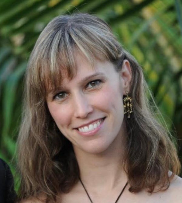 Nicole Chrolavicius – Medium