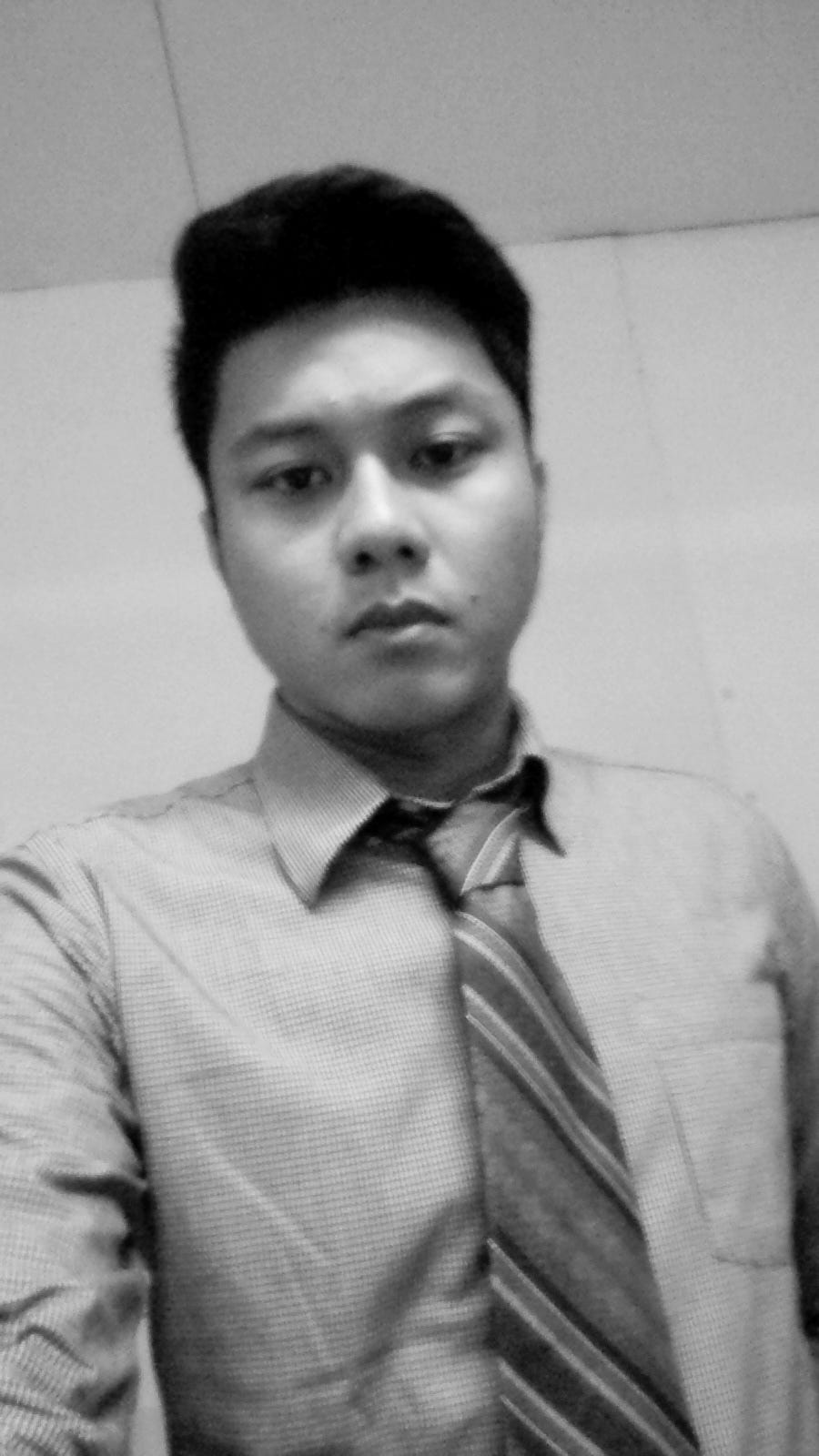 Aezen Dela Cruz – Medium