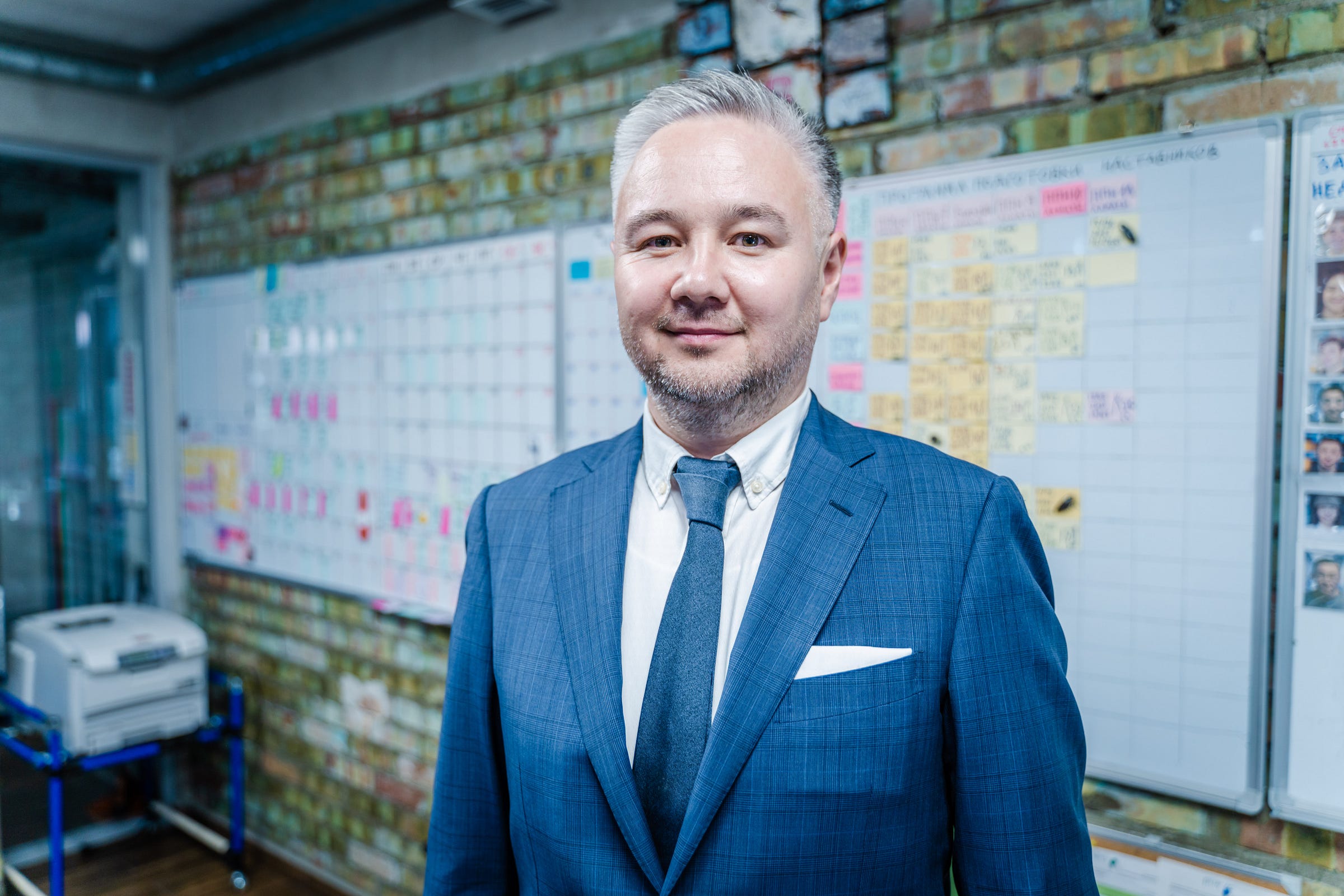 ASKAR BAPEN – Medium