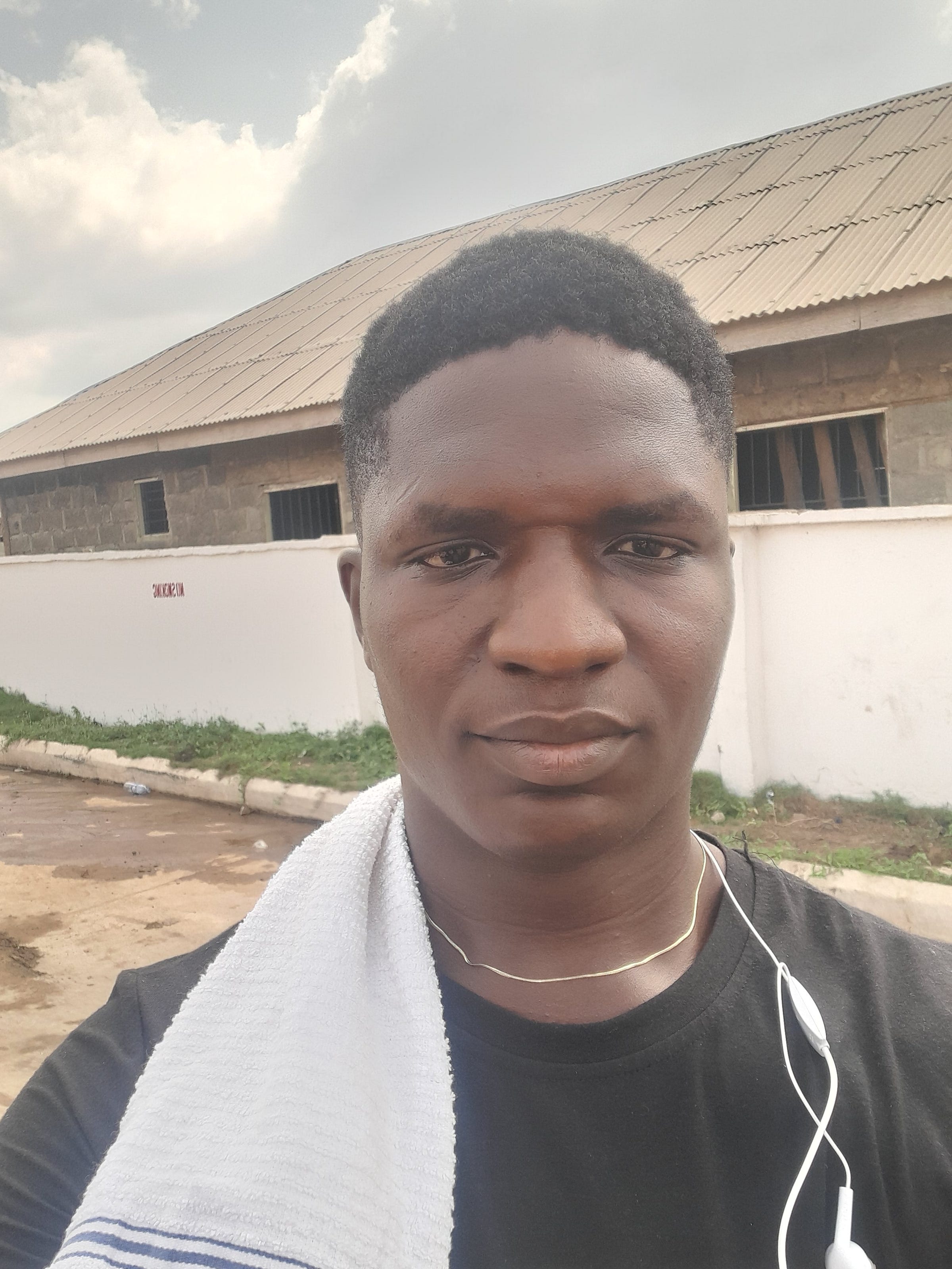 Anthony Odira – Medium