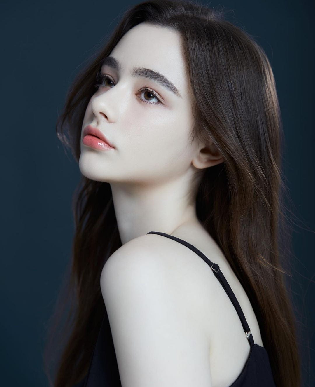 Irishabell Yue. – Medium