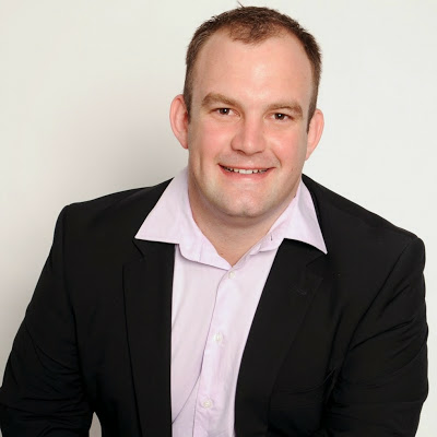 Robbie White – Medium