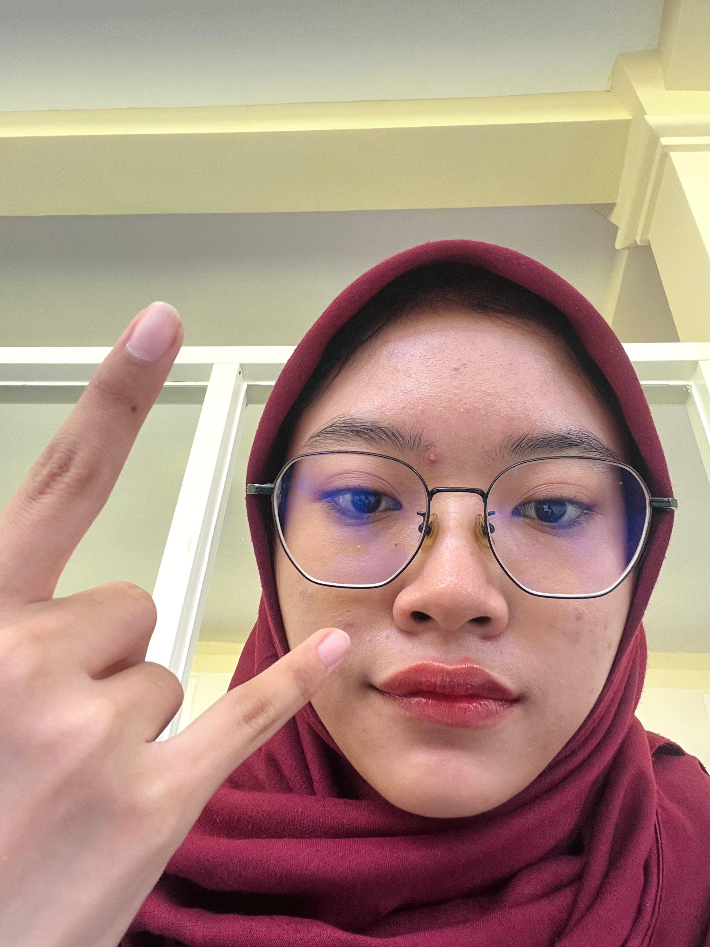 Alysia Alfi – Medium