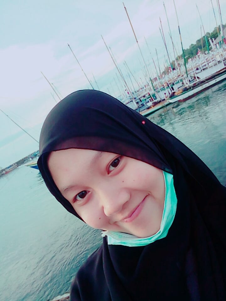 Ratna Nurma Azizah – Medium