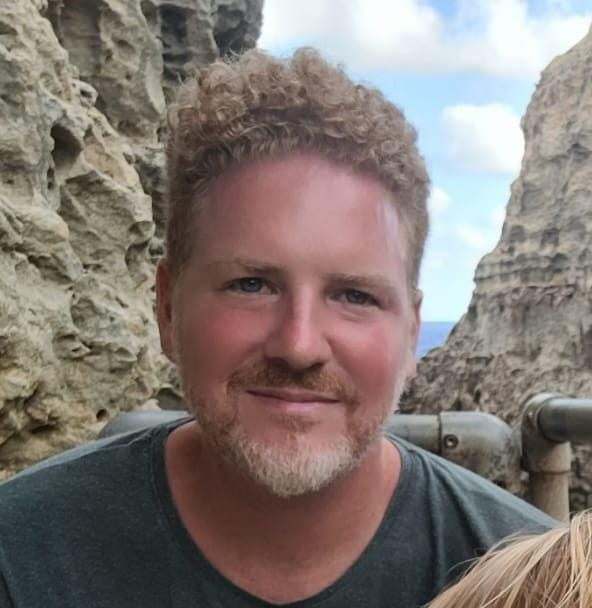 Stephen Webb Hansen – Medium