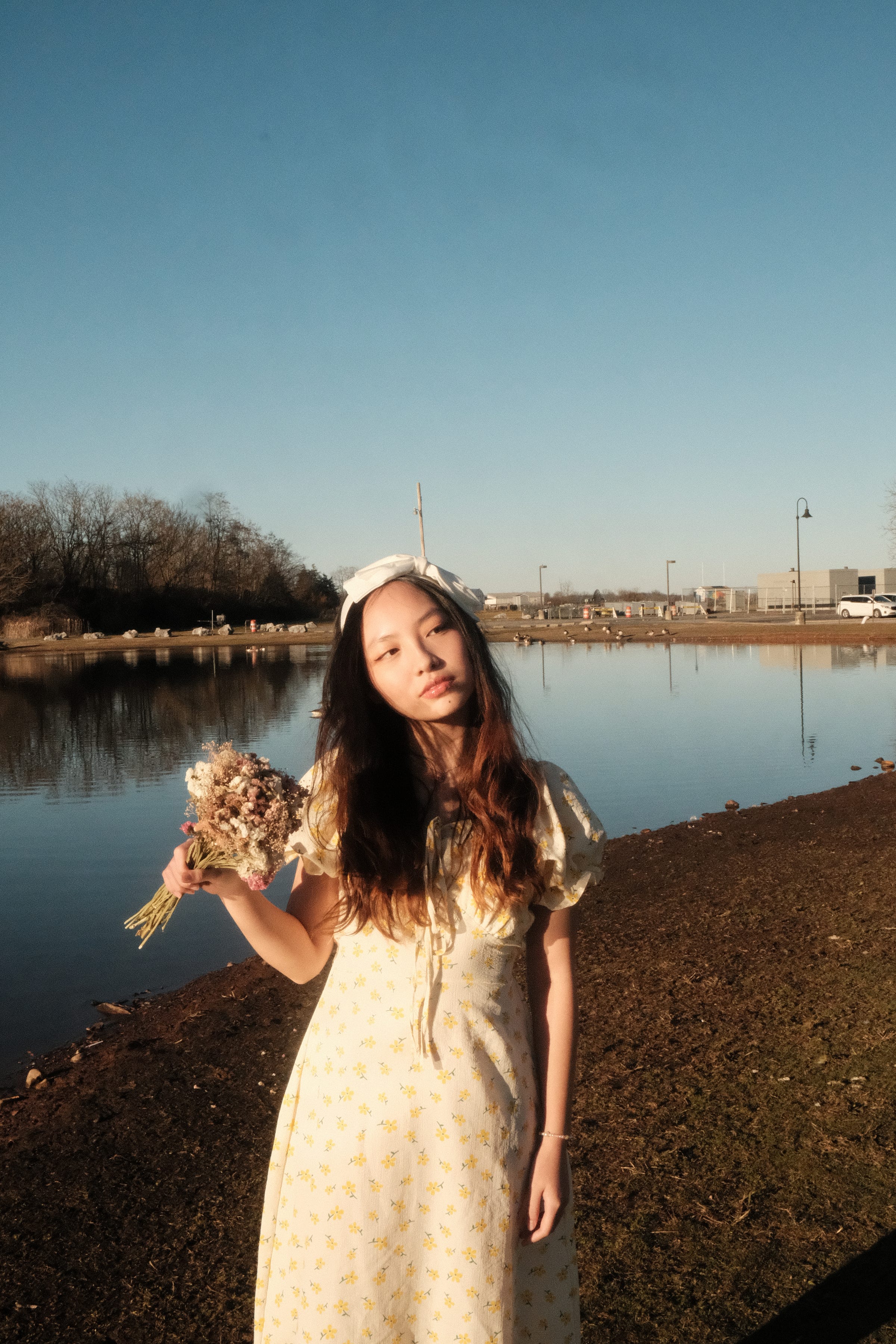 Amelia Do – Medium